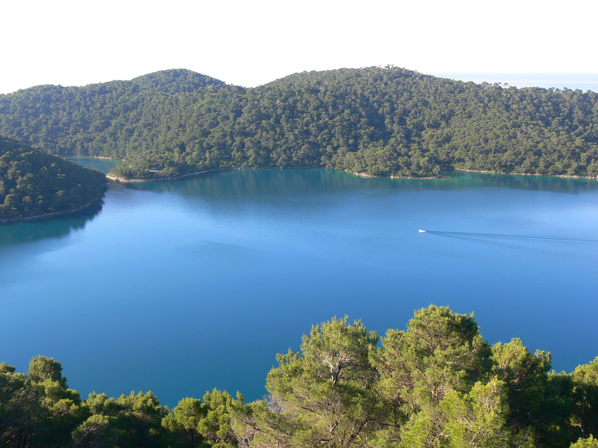 Mljet – “Zeleni otok” – PLANINARENJE sa Bracom Babićem