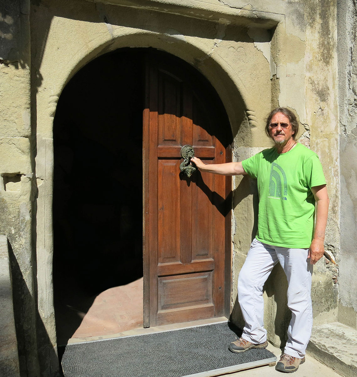 Zamak Bran u Transilvaniji – “Drakulin dvorac” – PLANINARENJE sa Bracom ...