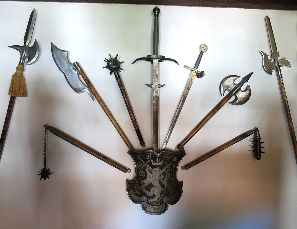 Zamak Bran u Transilvaniji – “Drakulin dvorac” – PLANINARENJE sa Bracom ...