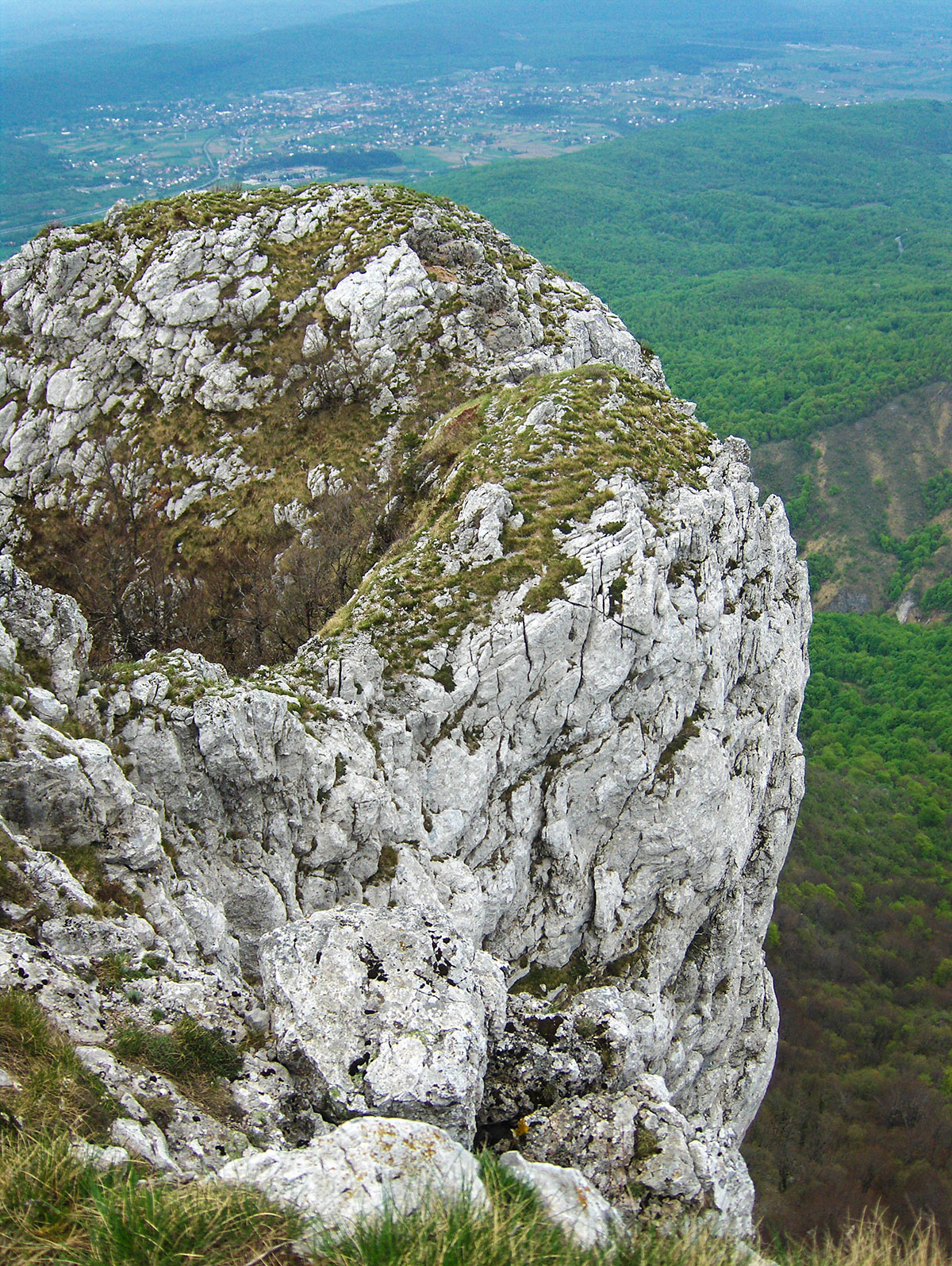 Klek – ”Carstvo vještica” – PLANINARENJE sa Bracom Babićem