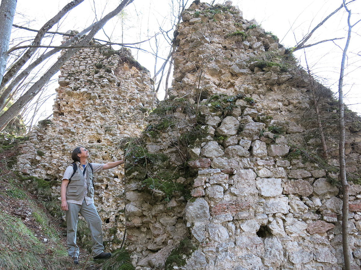 Stari grad Hodidjed – PLANINARENJE sa Bracom Babićem