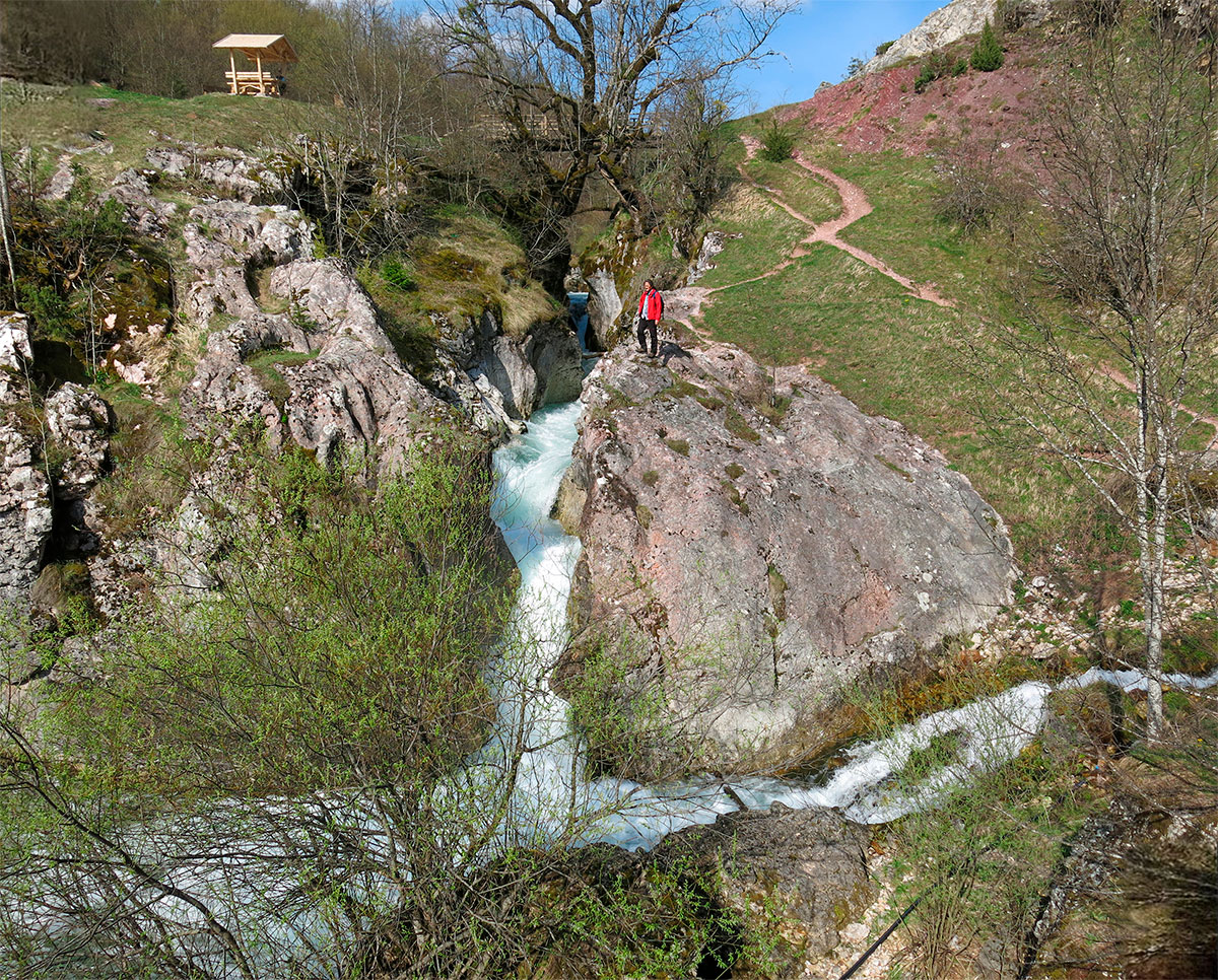 Zamak Bran u Transilvaniji – “Drakulin dvorac” – PLANINARENJE sa Bracom ...